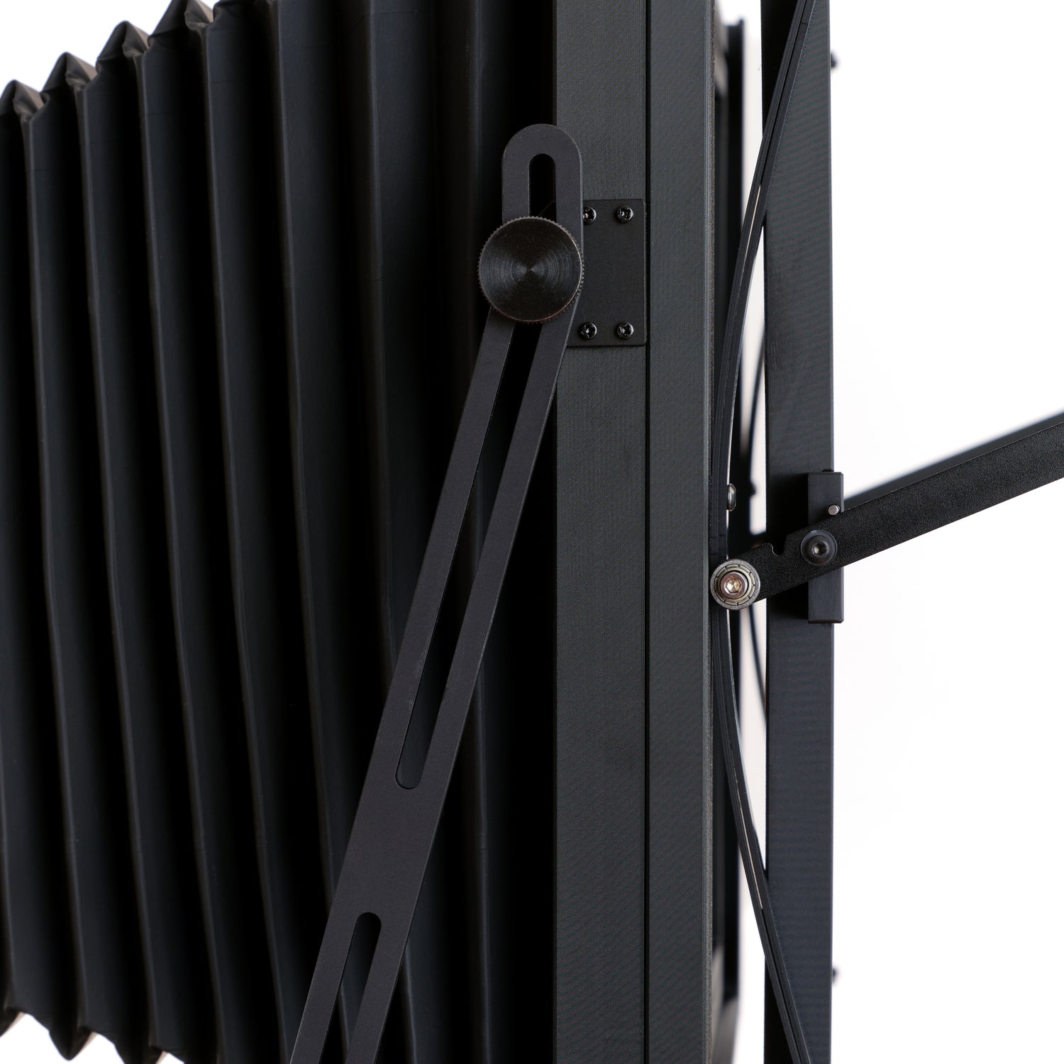 Intrepid 8x10 Black Edition